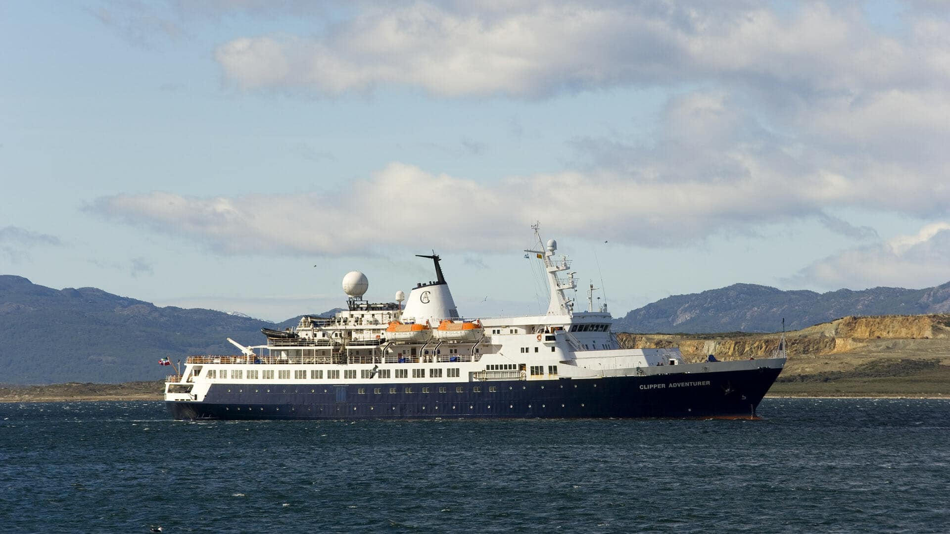 Ocean Adventurer - Arctic Cruises - Steppes Travel