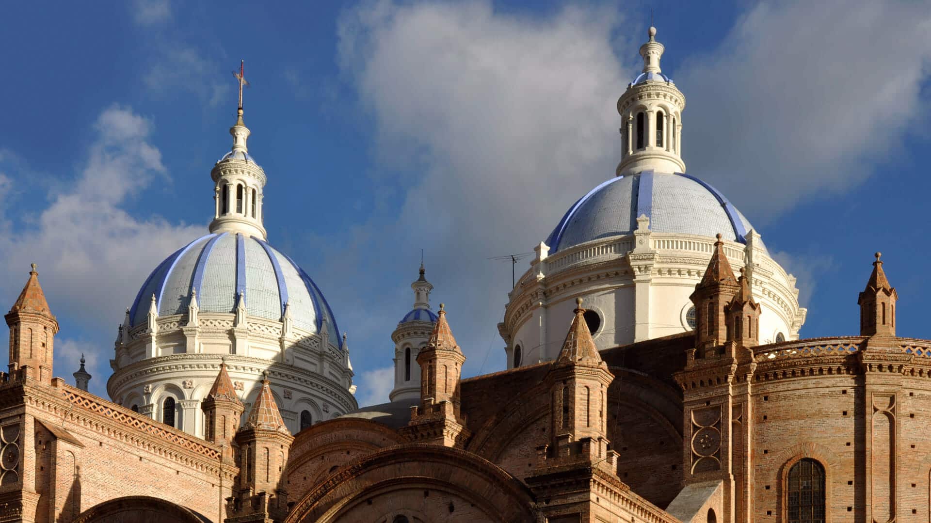 Cuenca Ecuador Logo