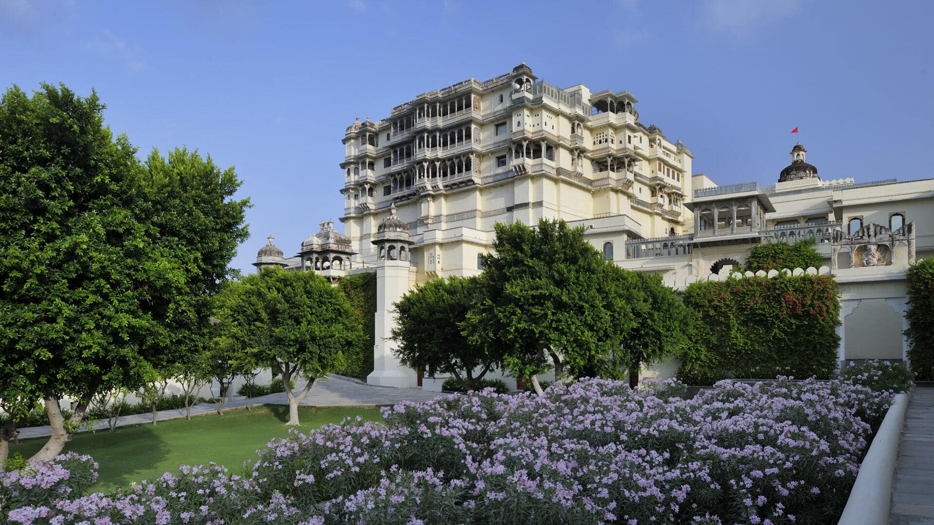 Devi Garh Udaipur 📍RAAS Devigarh . . . #devigarh #RAASDevigarh