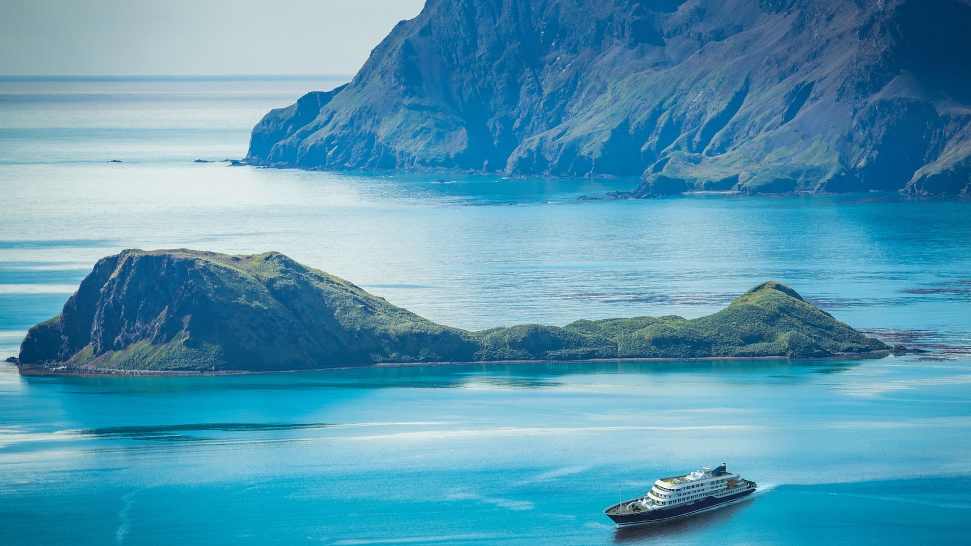 Hondius - Expeditionary Ship - Steppes Travel