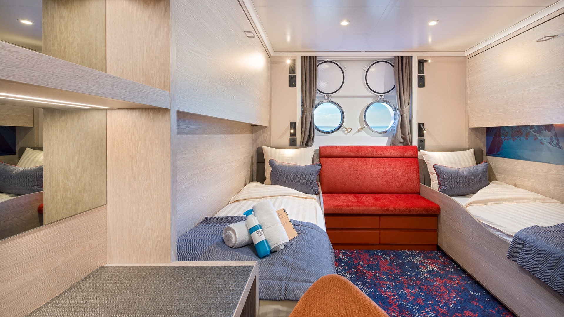 Hondius - Expeditionary Ship - Steppes Travel